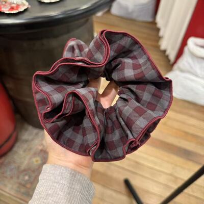 11.30韩国东大门Trois de LEI格子裙摆复古大肠发圈