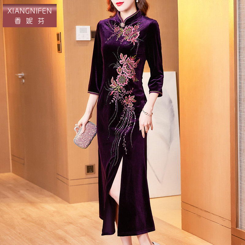 香妮芬2026秋季新款紫色妈妈婚宴礼服气质优雅阔太太连衣裙旗袍装