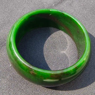 新疆和田玉老坑老料碧玉手镯