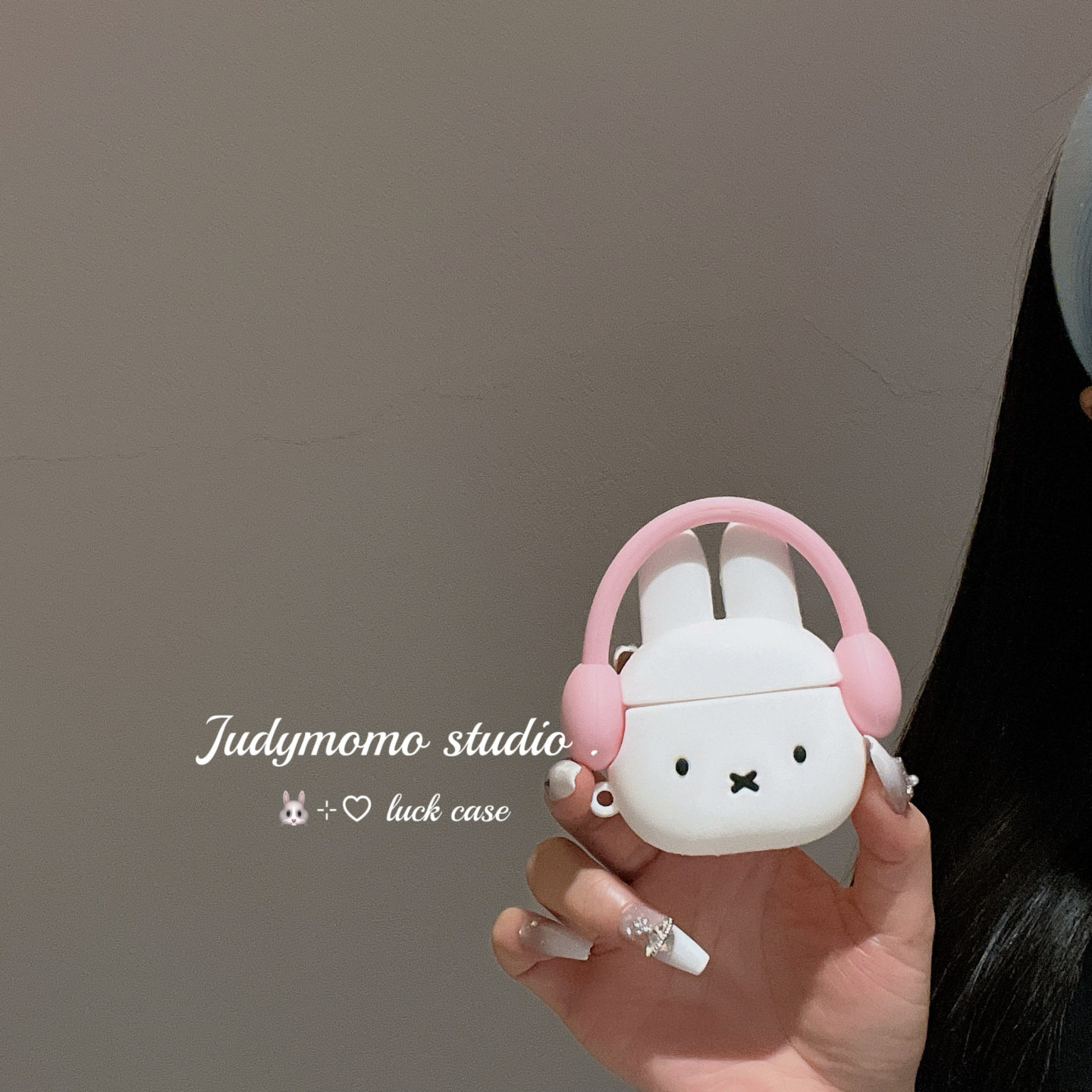 韩系ins简约粉白米菲兔可爱硅胶耳机套适用airpods4代苹果蓝牙耳机保护套pro新款3代少女防摔耳机壳