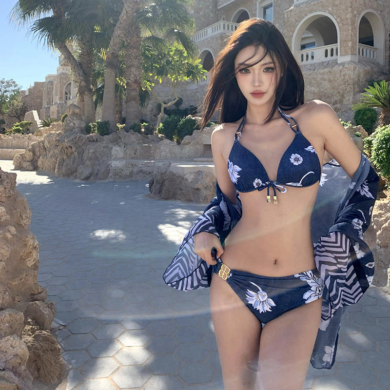 复古印花性感比基尼泳衣女2025新款小胸聚拢罩衫分体三件套泳装女