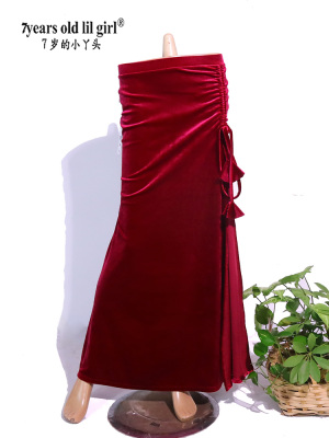 7yearsoldlilgirl丝绒包臀裙