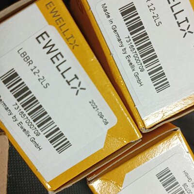 溢价-德国直线轴承LBBR122LS三个