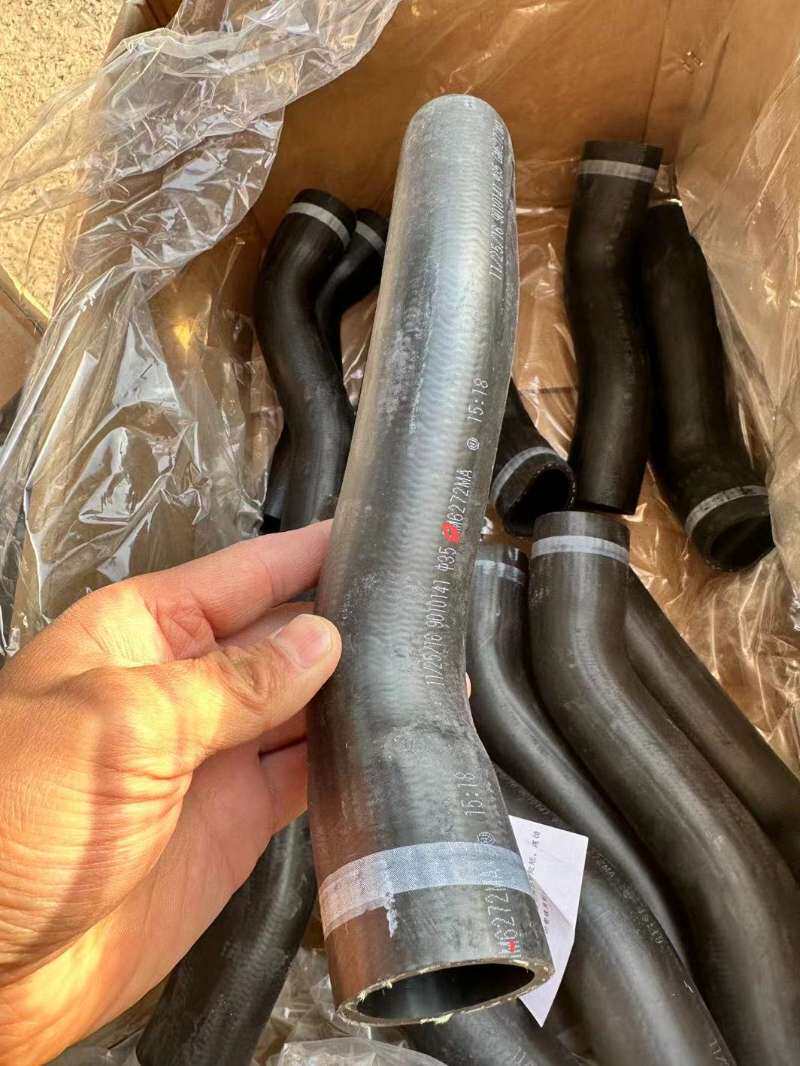 适配别克新老GL8陆尊2.4 3.0燃油箱加注管汽油箱加油管油箱油管软