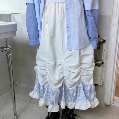 褶皱接拼条纹花边松紧腰半身裙