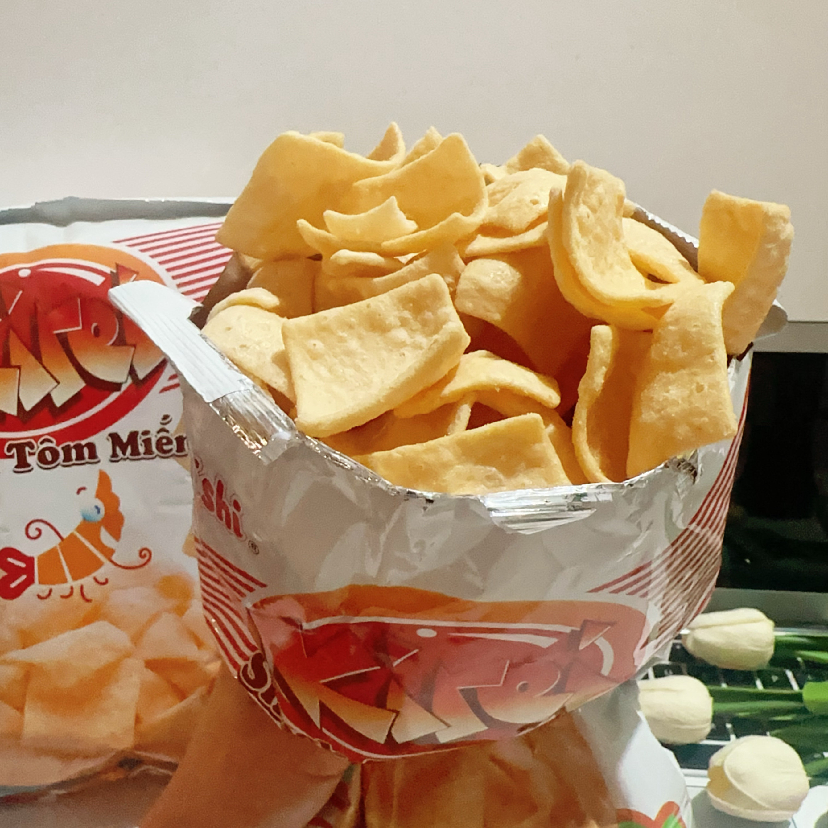 哇塞好好吃!越南进口鲜味虾片龙虾片休闲零食膨化食品大袋零食