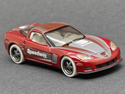 1/64-004 autoworld 2010年款克尔维特Z06/Speedway联名Ultra Red