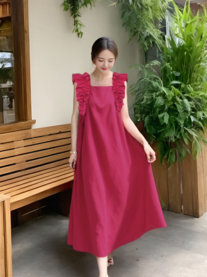 火龙果色无袖背带A字裙夏季2026夏季新款法式方领显瘦连衣裙1455