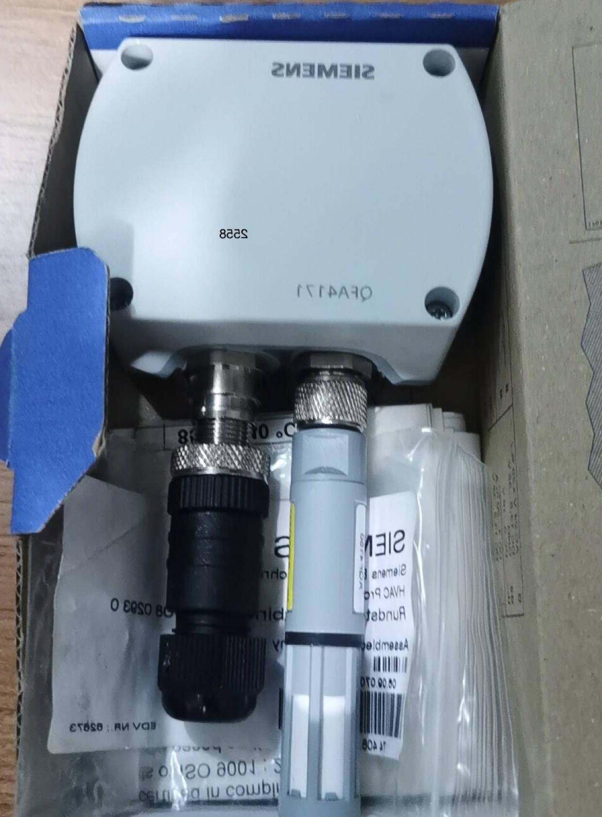 房间温湿度传感器变送器室内壁挂式QFA4171议价议价商品议价_虎窝淘