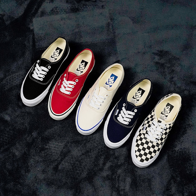 Vans简约百搭Authentic帆布鞋
