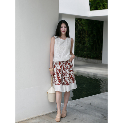 Floating法式浪漫蕾丝背心+复古红色印花天丝半身裙套装两件套