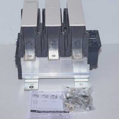 Schneider TeSys  LC1F630U7 630A Contactor 480V600HP 1000VAC