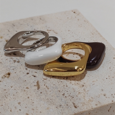 咖啡色戒指组珐琅奶油