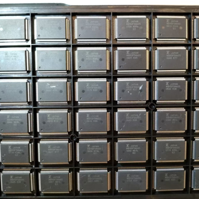 原MB90F546GS   UTG16AC 293D106X0016A2TE3 794282-1 TLP281-4GB