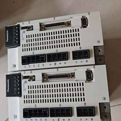 议价MEDLN83SG011伺服驱动器，商品成色漂亮，实物拍