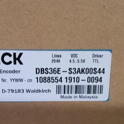 VTE18-4N8212光电开关SICK