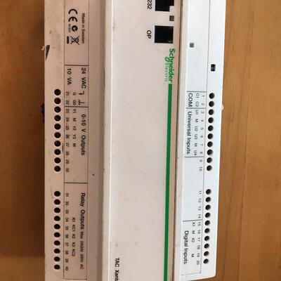 议价 TAC XENTA 281 控制器 TACXENTA2