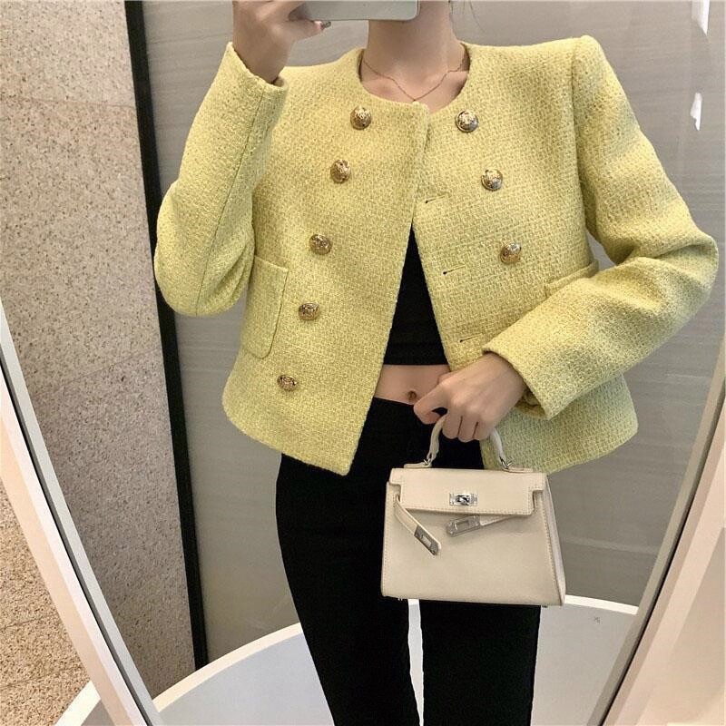 女装春秋新款高级感外套小香风洋气毛呢黄色编织双排扣短款上衣潮