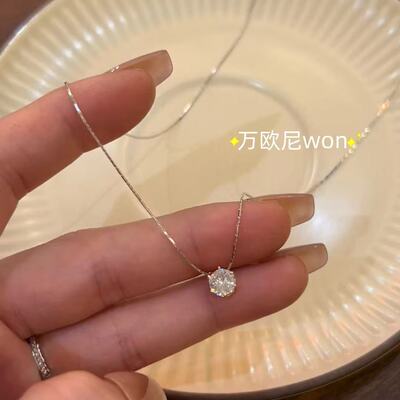 轻奢单钻锁骨链闪耀吸睛