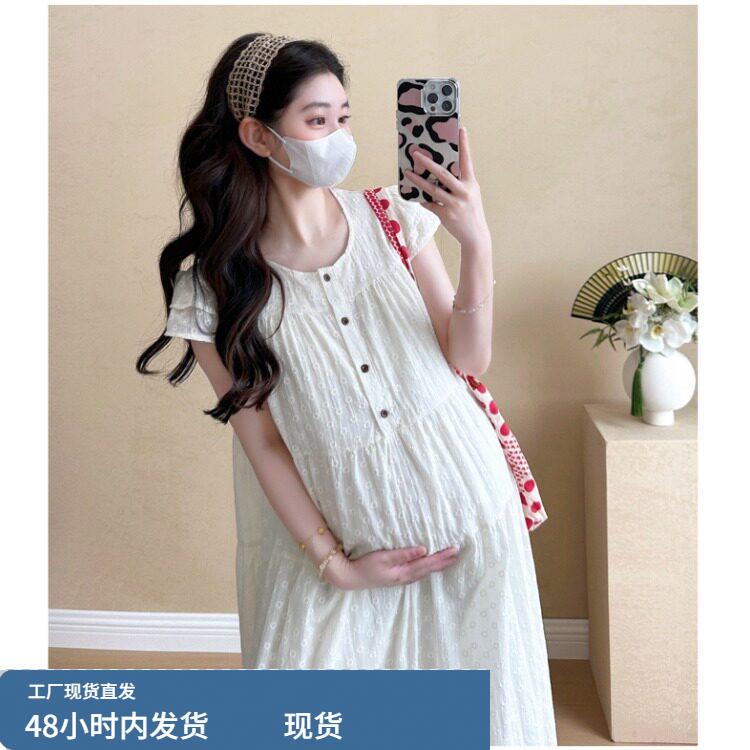 白月光孕妇装春夏季新款孕期法式穿搭蕾丝钩花连身裙刺绣哺乳长裙