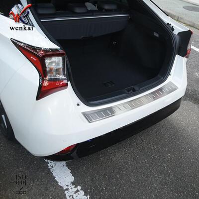 适用19款丰田普锐斯Prius50系后期改装专用后保险杠防擦外置护板