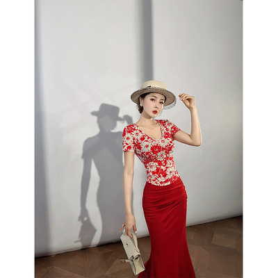 XULU原创水晶麻印花U字领短上衣简约枣红罗马布鱼尾裙褶皱半身裙