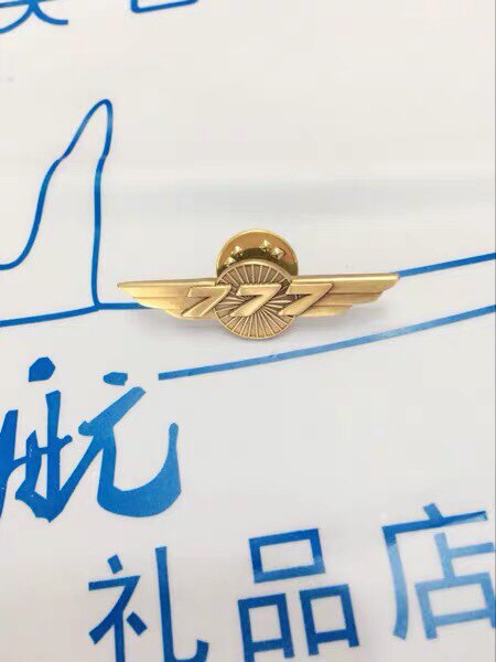 波音机型小徽章别扣金属徽章  军迷 帽子 配饰