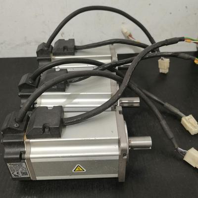 伺服电机MHMJ042G1U 设备拆机功能正常！成色如图