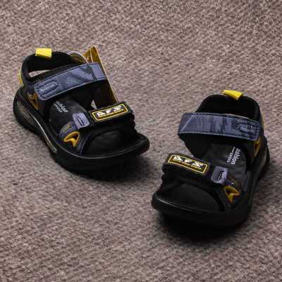 男童夏季轻便防滑魔术贴凉鞋