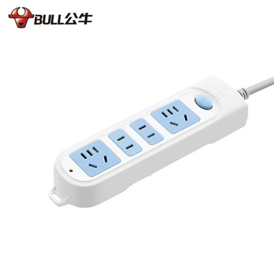 公牛插座4位2500W功率607家用安全过载