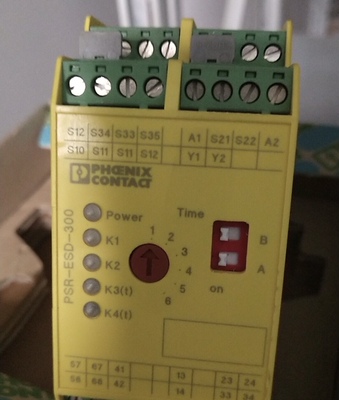 PSR-SCP- 24DC/ESD/5X1/1X2/300 菲尼克斯安全继电器 2981428议价