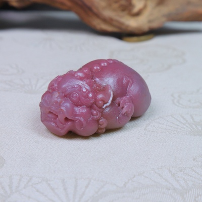 盐源玛瑙精品貔貅双色