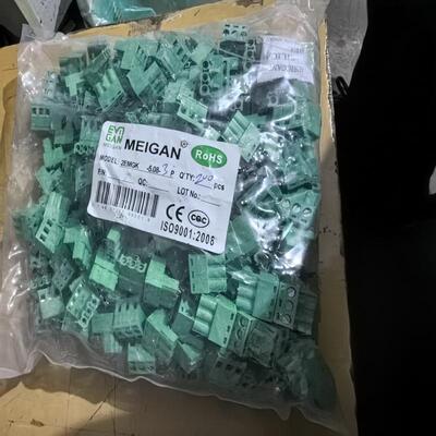 多箱2EMGK-5.08-3P仓库清货，Meigan(议价）