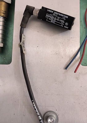 Baumer堡盟 UNDK 20N79/087095 超声波传感器  功能正常 议价