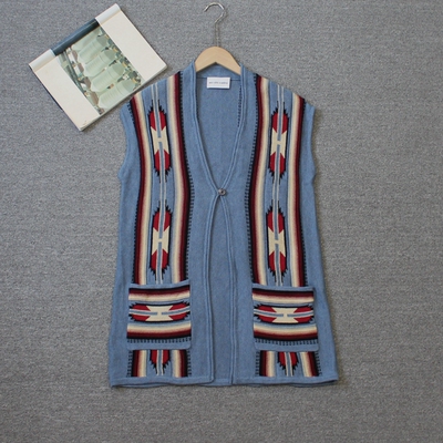 乐福佬仁 齐下副线 撤柜 女装 图腾一粒扣针织开衫 41we shitoday