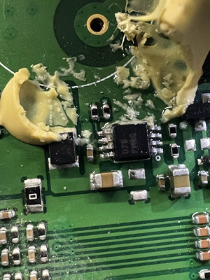 TPS79801QDGNRQ1 低压差稳压器 MSOP-8 丝印PMRQ 集成芯片IC