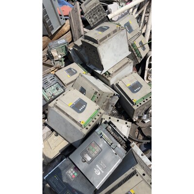 施耐德软启动 ATS48C11Q现货 不会测有需要的老 议价