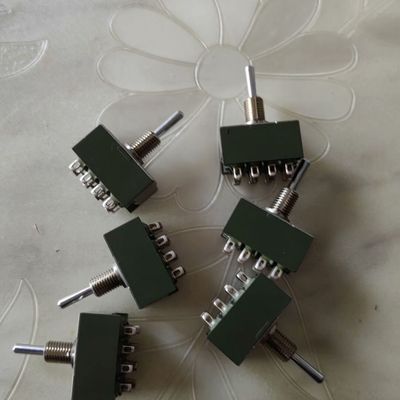 日本NKK拨动开关M-20409  三档一边带锁一边复位