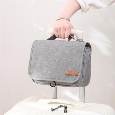 The toilet bag multifunctional dry-wet-separation linked to