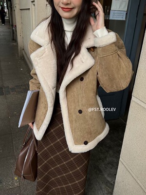 FST9513 卡其皮毛一体羊羔毛外套女冬季加厚设计感麂皮绒机车服潮