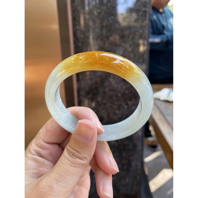 周z大福蜜糖黄翡翠手镯半山半水玉手镯玉镯冰种贵妃镯翡翠鸡油黄