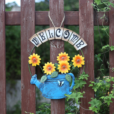 铁艺水壶向日葵欢迎牌挂件幼儿园庭院花园户外栅栏阳台装饰挂件