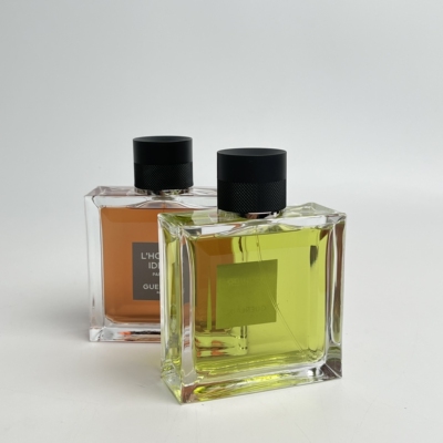 国际大牌黑色丝绒圆饼包