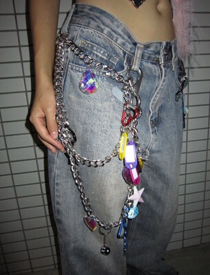 Srrybabe金属配件可斜挎造型感手机链&毛绒毛毛可斜挎手机链