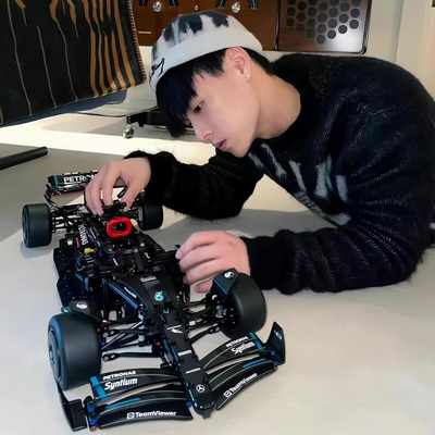 2025新款机械组系列F1方程式男孩42171赛车适用乐高积木玩具