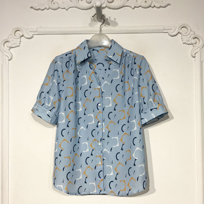 容悦 8341S077 时尚衬衫品牌女装折扣颦薪
