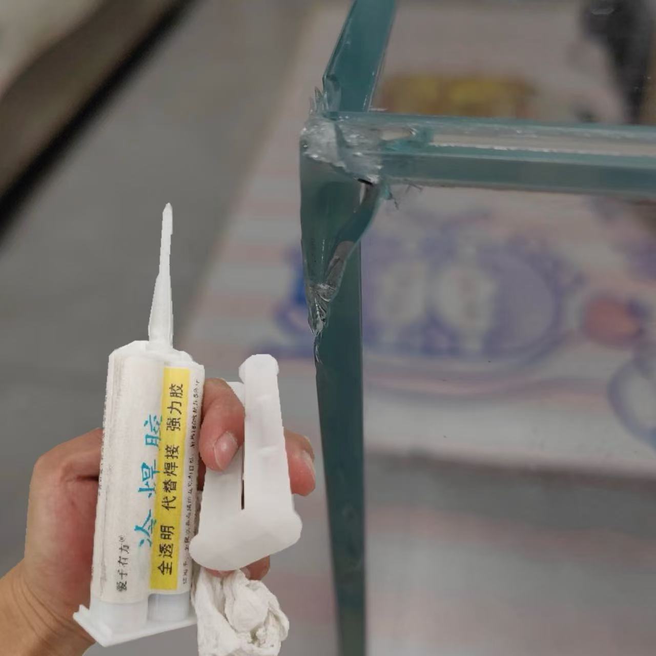 修补专用加固鱼缸玻璃磕角破损开裂胶专用填充修复高透明无痕胶水