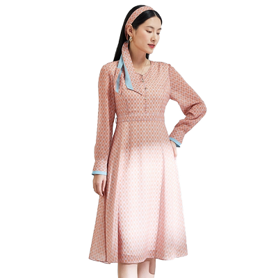 优美世界a字印花连衣裙