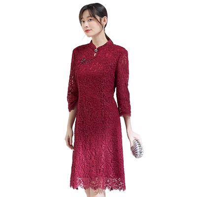 优美世界a字蕾丝连衣裙