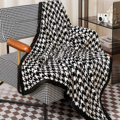 空调宿舍千鸟格珊瑚绒小毛毯轻奢